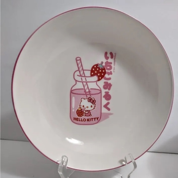 Sanrio | Kitchen | New Hello Kitty Strawberry Milk Pasta 9inch Ceramic ...